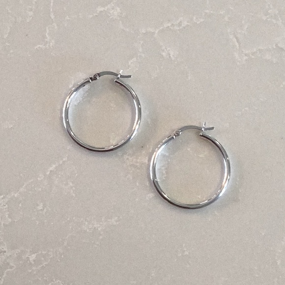 Jewelry | Nwt 925 Sterling Silver 1 Inch Hoop Earrings | Poshmark